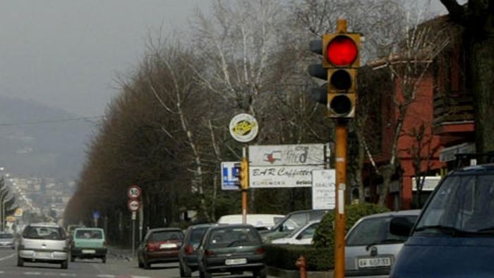 Castel Liteggio, strade più sicure con il semaforo «intelligente» - Cronaca