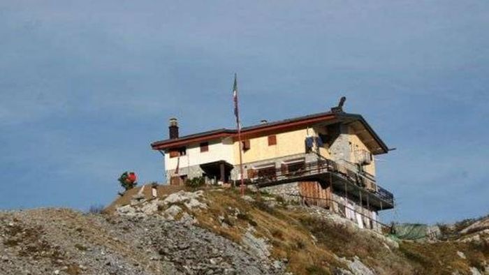 Un nuovo osservatorio meteo operativo al rifugio «Albani» - Cronaca