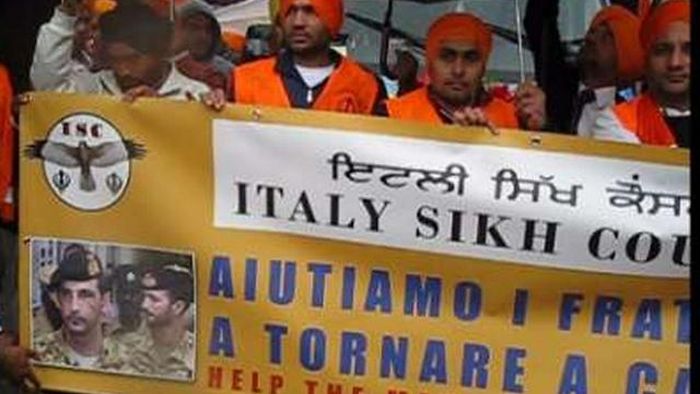 Cinquemila indiani a Bergamo: una festa con solidarietà ai marò - Cronaca