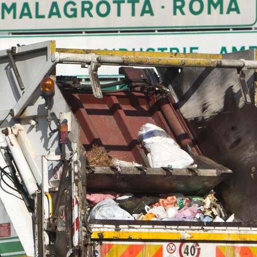 No alla monnezza da Campania e Lazio Sicilia e Puglia schierate con la ...