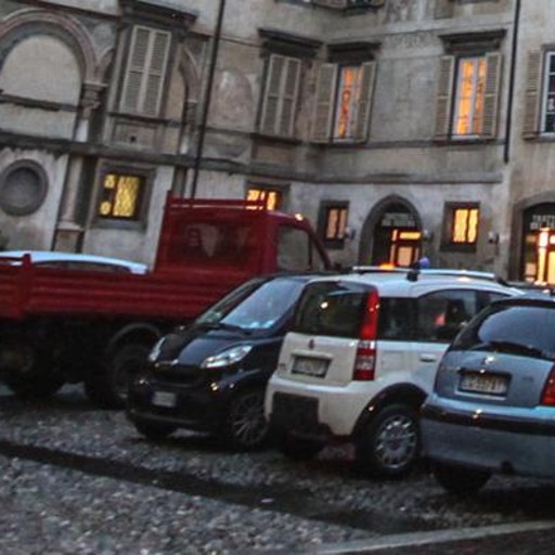 Piazza Mascheroni sarà senza auto «Da fine mese, un segnale per Città ...
