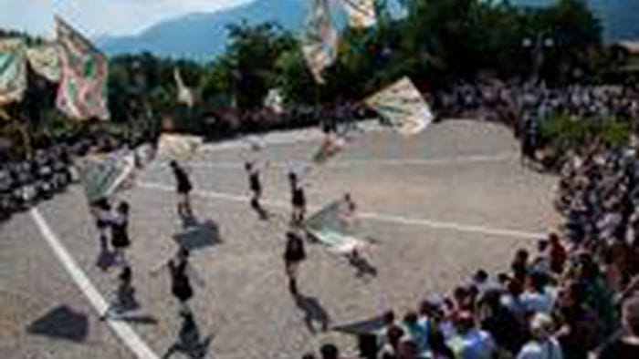 In diecimila a Vall’Alta medievale Adua, la sarta dalle mani d’oro ...