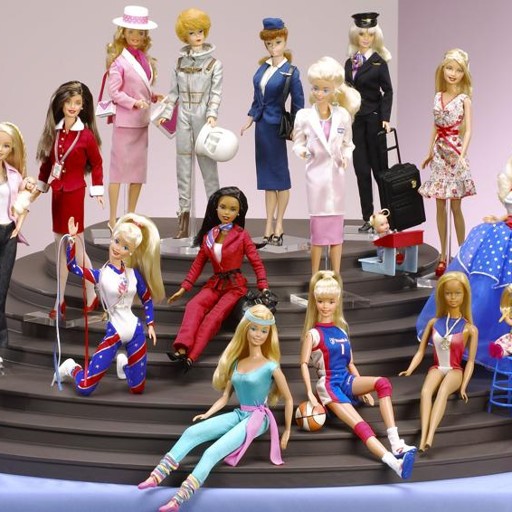 Barbie, democratica e indipendente L’Icona senza tempo in una mostra ...