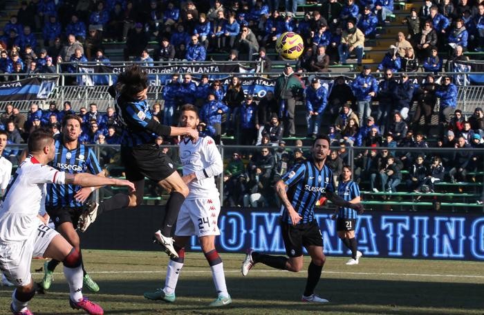 L’Atalanta piega il Cagliari al 94’ Formidabile rovesciata di Pinilla ...