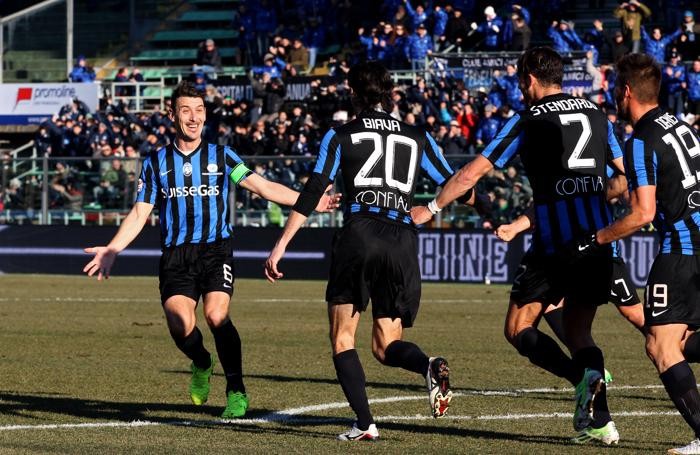L’Atalanta piega il Cagliari al 94’ Formidabile rovesciata di Pinilla ...