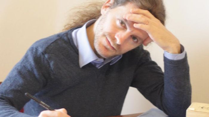 «Sosteniamo il professor Rho» Tam tam sul web: sabato corteo - Cronaca