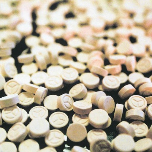 In ospedale dopo la pasticca di ecstasy Migliora il 18enne ricoverato a ...