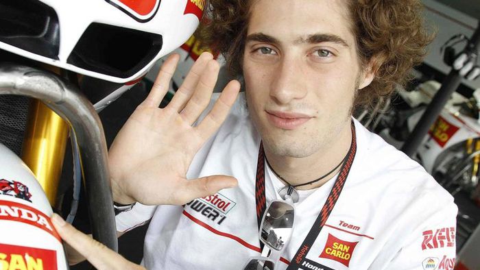 Oggi Simoncelli avrebbe compiuto 31 anni «Continua a vivere e regalare ...