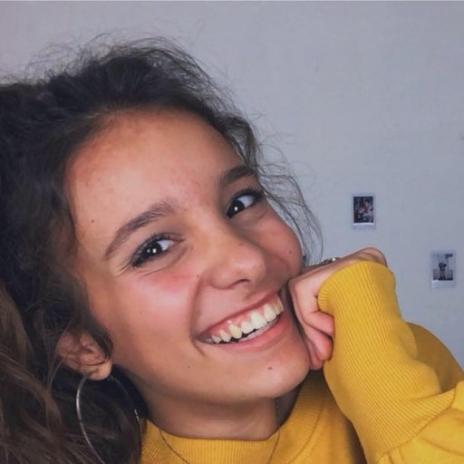 Iris Ferrari torna a Stezzano Presenterà «Le nostre emozioni» - Cultura ...