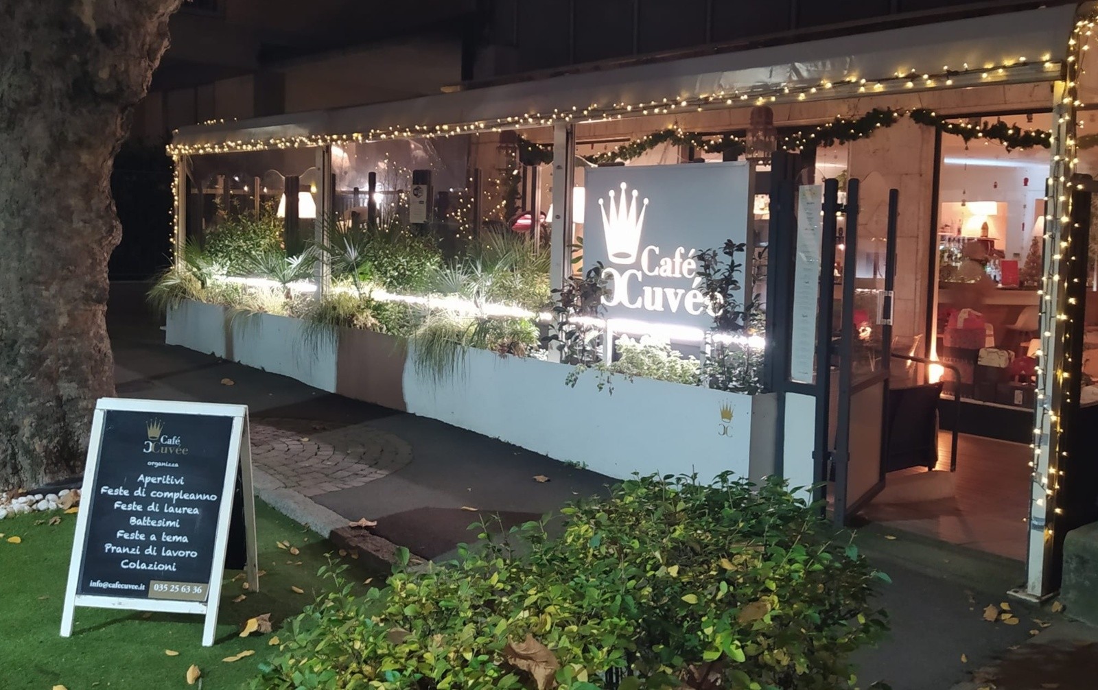 Da Café Cuvèe: in città molte proposte natalizie, aperitivi e idee regalo