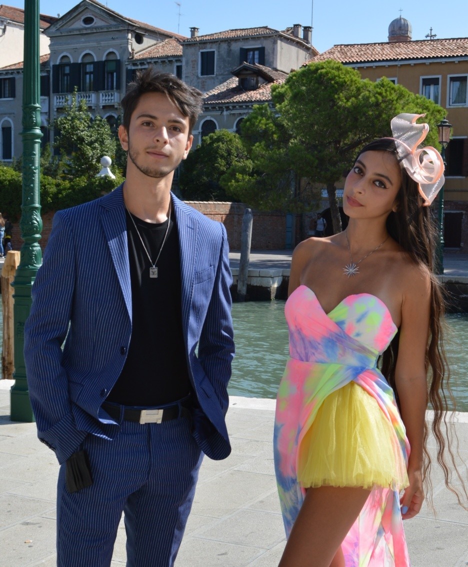 Alessia Tresoldi, modella e influencer di Azzano, sfila sul red carpet ...