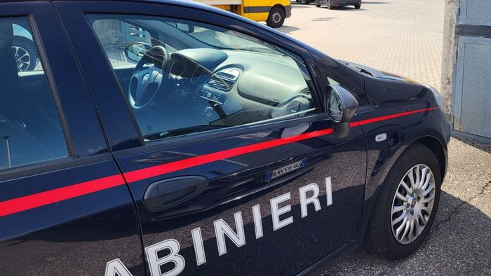 Treviolo, arrestato nel parcheggio del supermercato con 4 grammi di ...