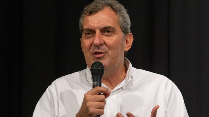 Mario Calabresi: «Si vive una volta sola, vale la pena scegliere ...