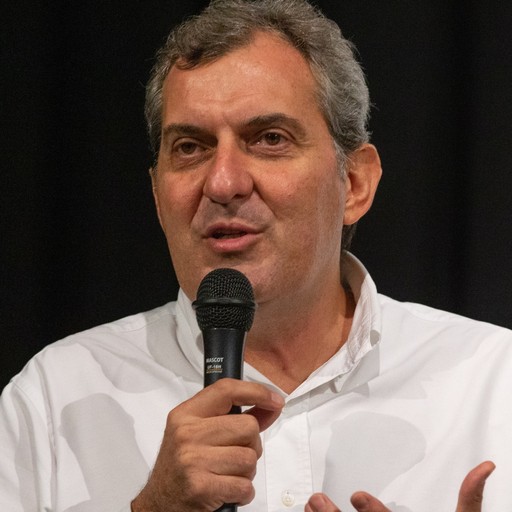 Mario Calabresi: «Si vive una volta sola, vale la pena scegliere ...