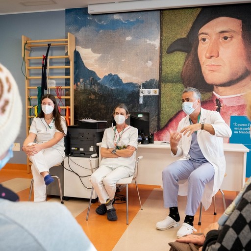 Protesi d’anca e ginocchio: prima della sala operatoria, i pazienti ...