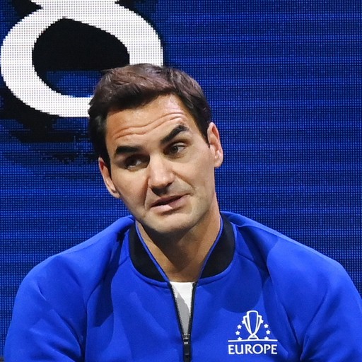 Quelle lacrime al pub per Federer... che resta con noi - Rubriche ...