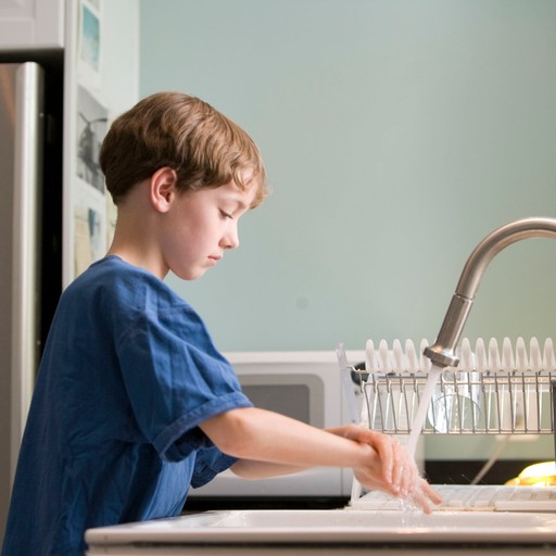 Bambini, le mani ben pulite tengono lontano le infezioni - Rubriche La ...