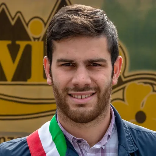 Oggi l’ultimo viaggio nelle sue strade per il sindaco Diego Bertocchi ...