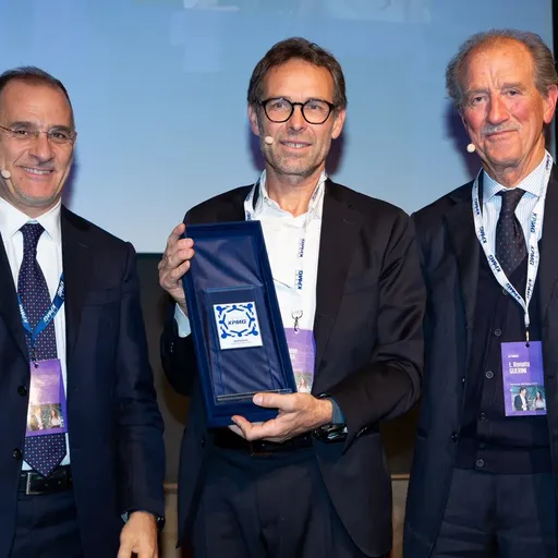 Massimo Cincera è Alumnus Kpmg 2023, premiato l’impegno nelle aziende ...
