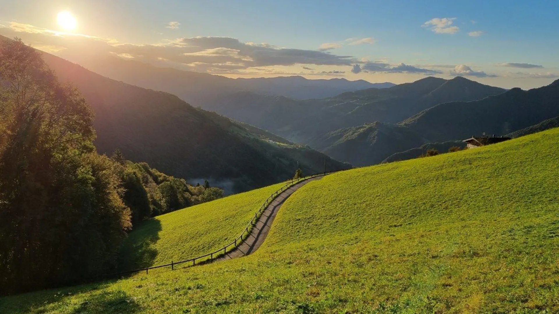Sul monte Grem dal passo di Zambla, per tutte le stagioni
