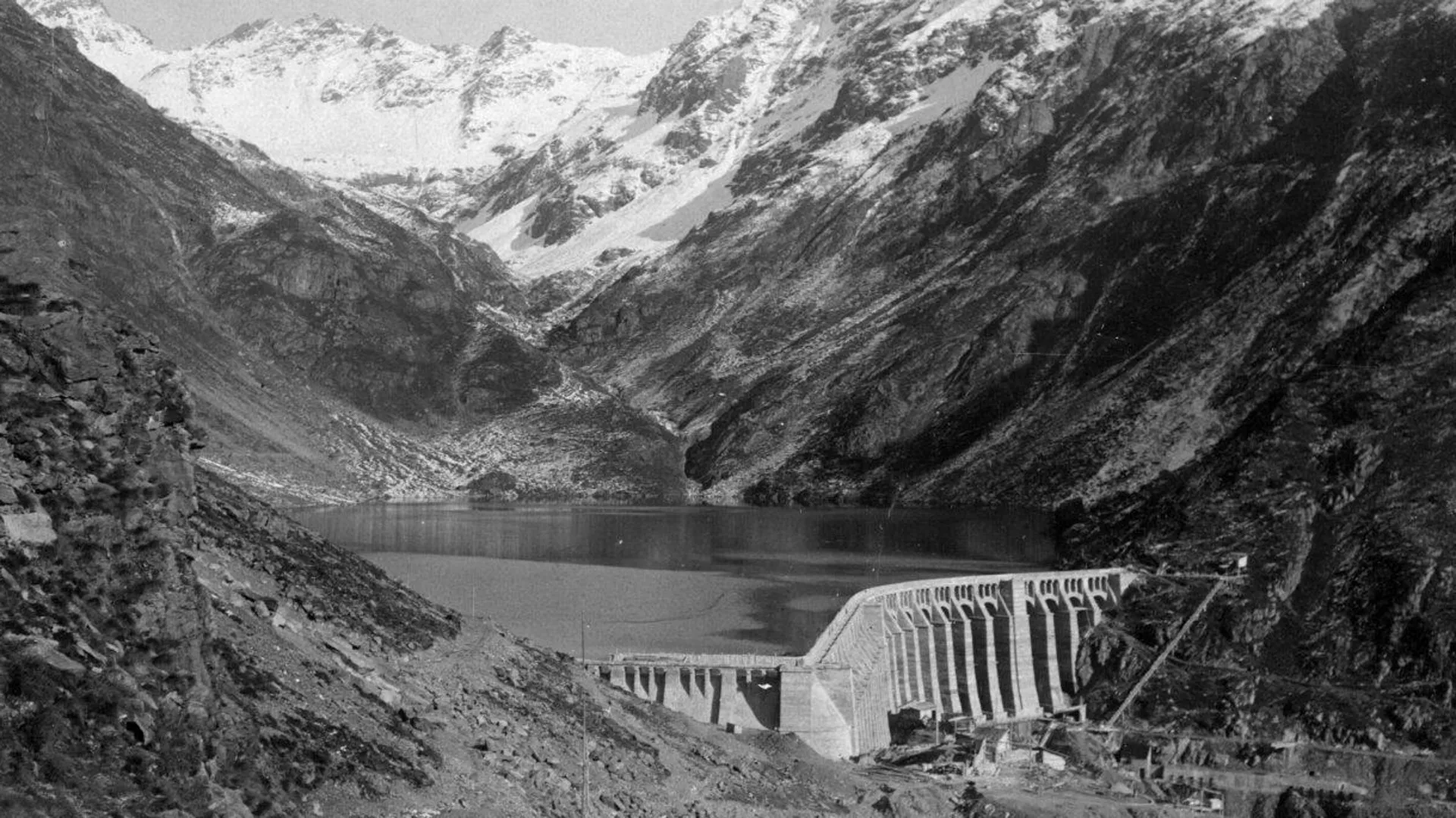 Il disastro del Gleno, una storia che cent’anni dopo non...