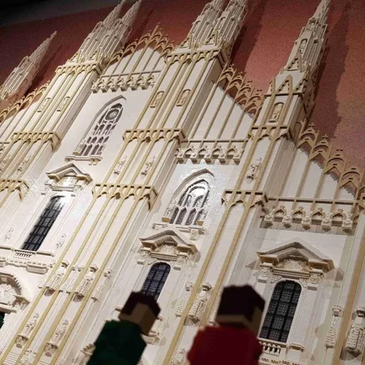 A Oriocenter la più grande mostra di opere Lego in Europa