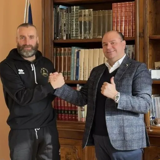 La Boxe approda a Sarnico in una nuova palestra