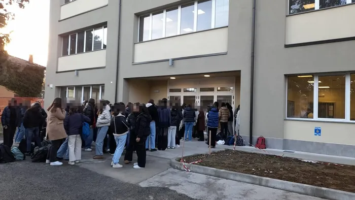 «Non va il riscaldamento», sciopero al Secco Suardo