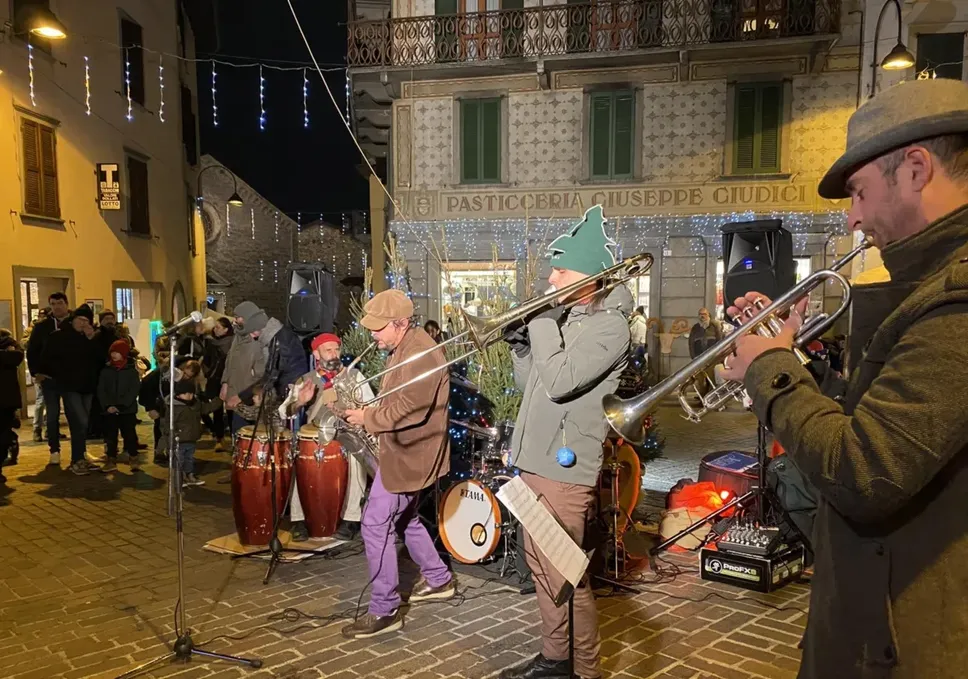 Con la «Notte Bianca» Clusone si accende di magia