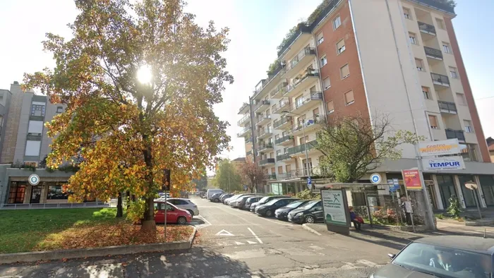 Via Borgo Palazzo, al via la sistemazione delle aree pubbliche.