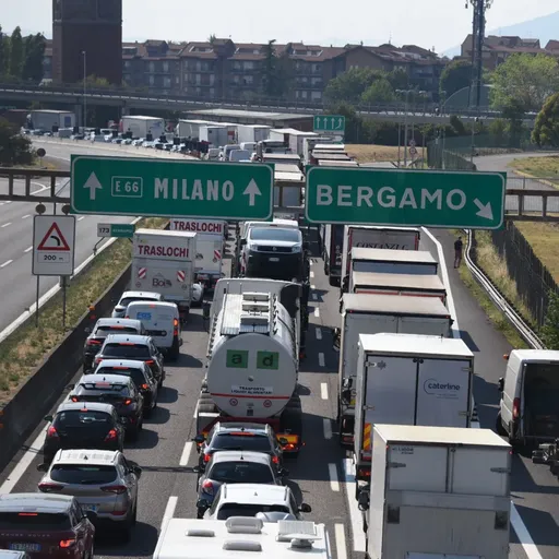 Pedaggi salati in autostrada, scatta il ritocco anche in A4