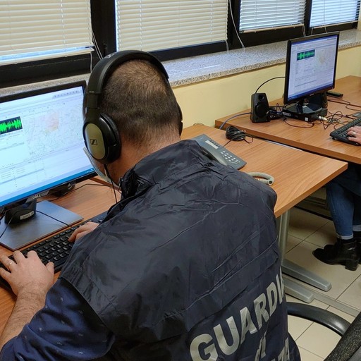 3,5 tonnellate di droga. Sgominata banda armata: 28 arresti