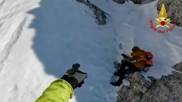 Bloccati in parete a Schilpario, arriva l’elicottero