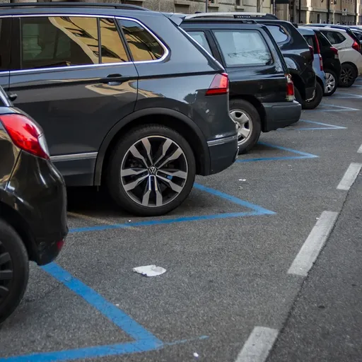 Bergamo, dal 22 settembre tariffa minima per le strisce blu