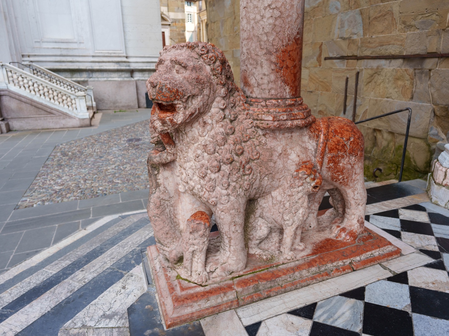 Una «parete» e altre curiosità, il cuore di Città Alta attraverso i ...